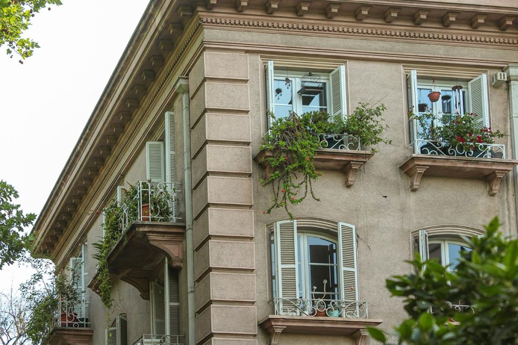 Decorar balcones con plantas:Consejos y plantas recomendadas